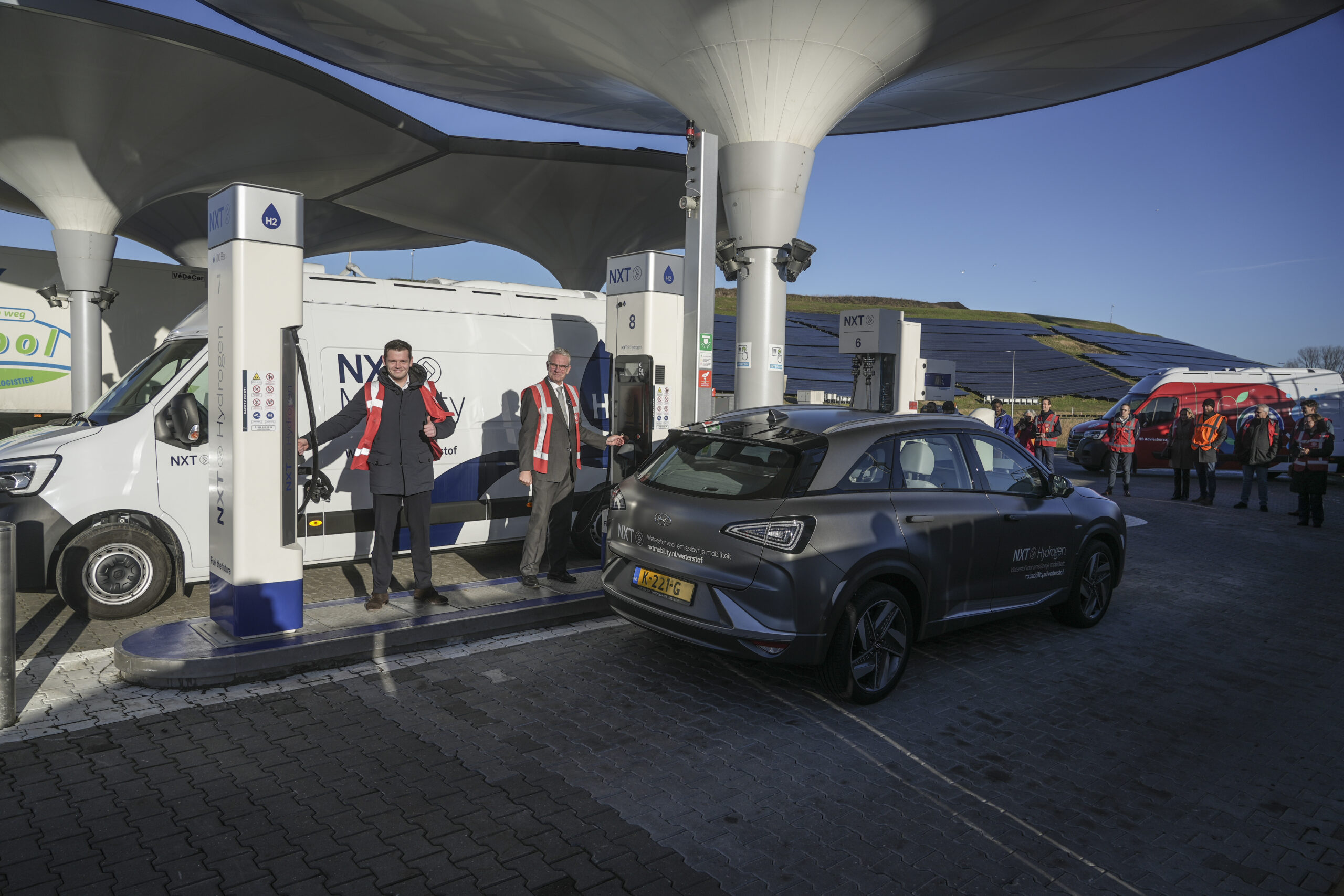 NXT Mobility opens first hydrogen refuelling station in Alkmaar region ...